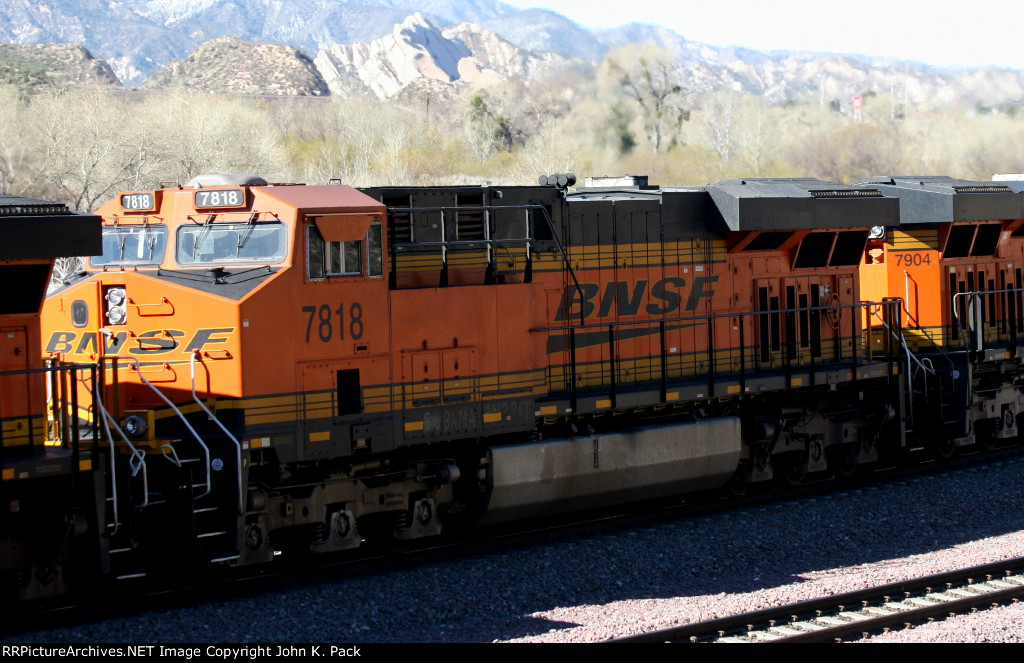 BNSF 7818